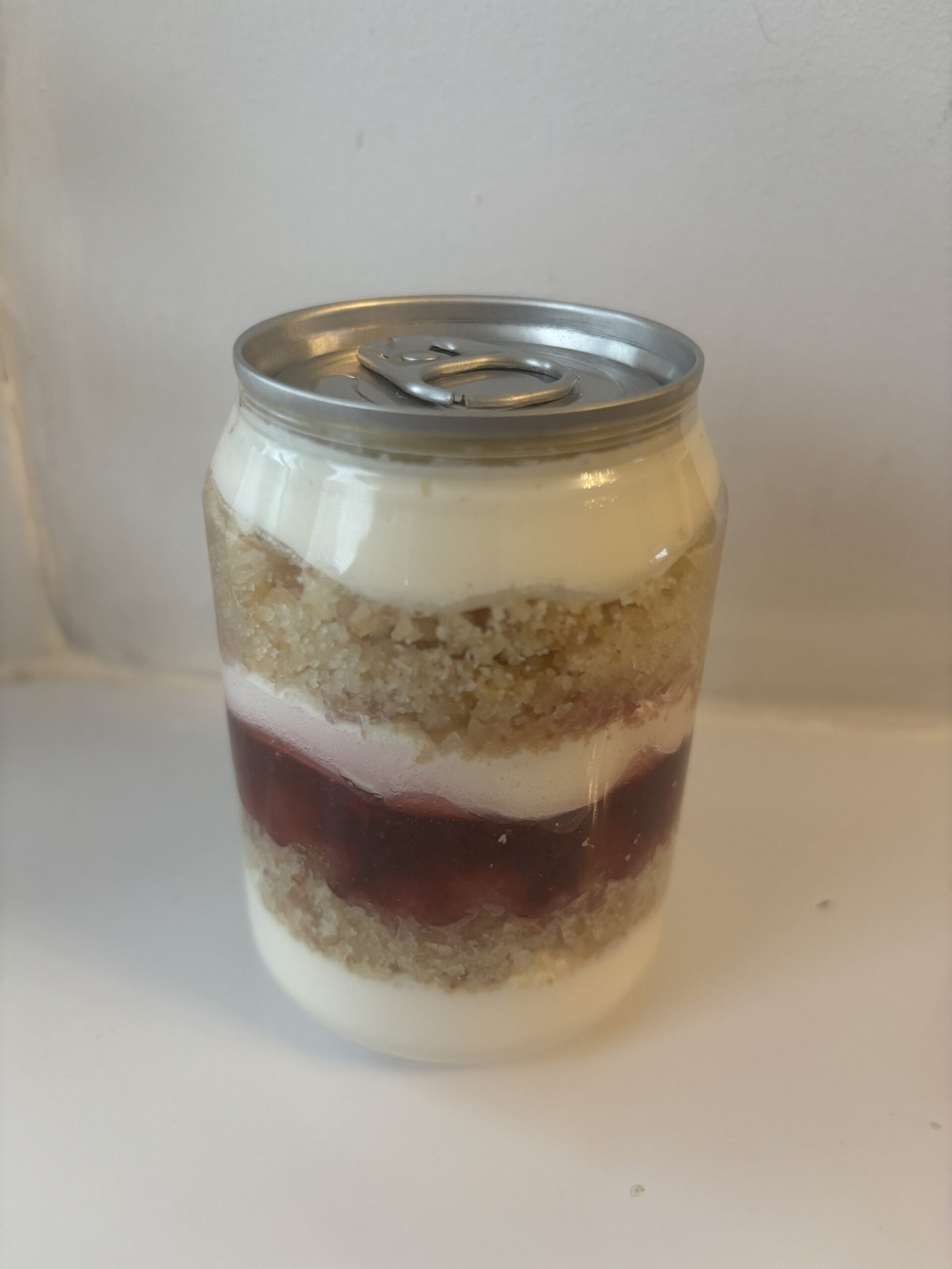 Victoria jam sponge cake can BOX x20 Units - Medina Delights